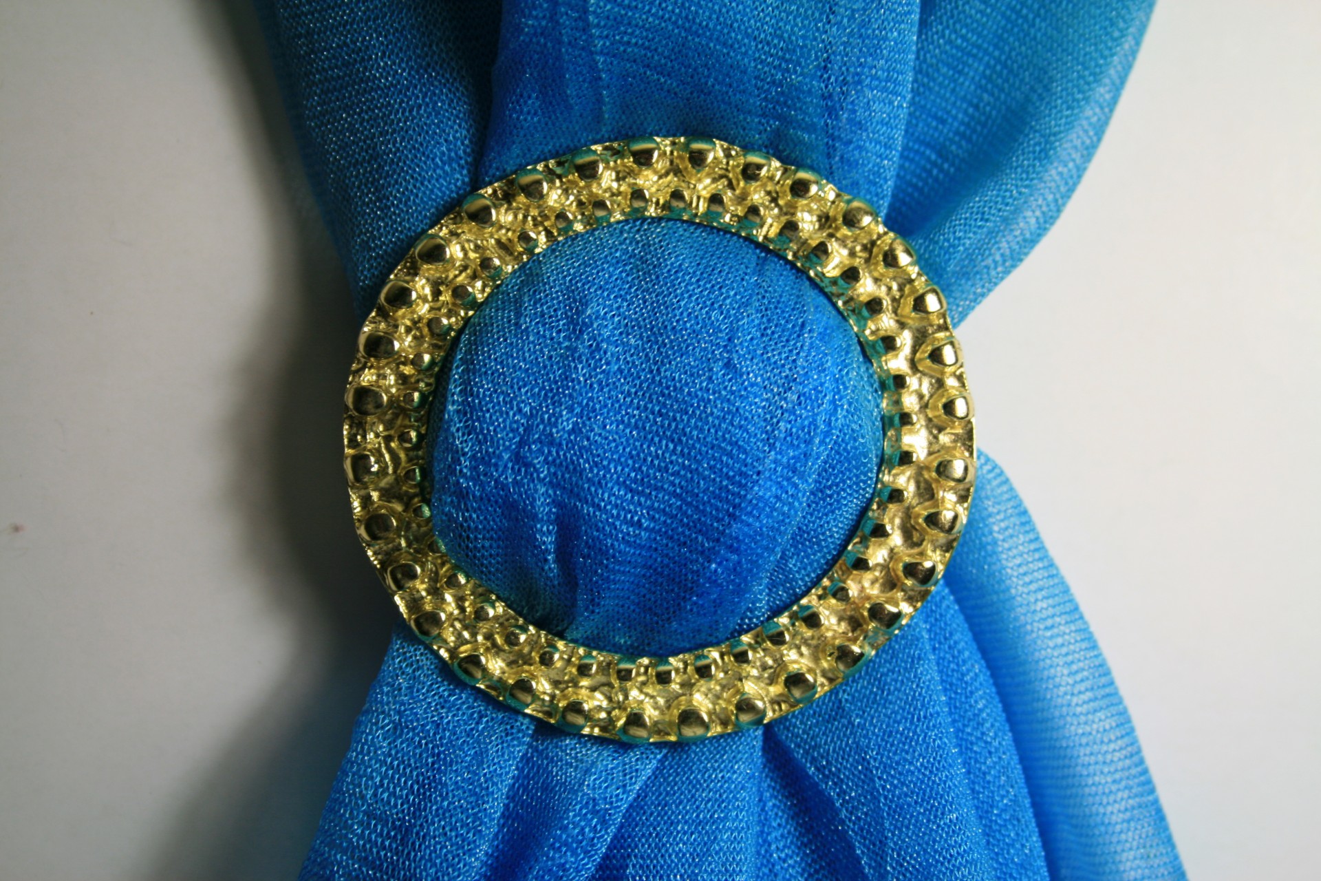 Revive your Wardrobe Using These Jewellery Design Ways