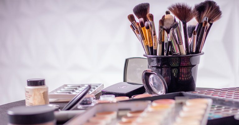 Become a Professional Makeup Artist with Our Beauty Courses